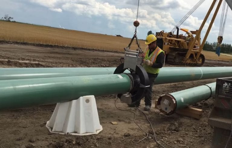 12″-36″ Hi-Temp (White) Plastic Pipe Stands | Proline Global